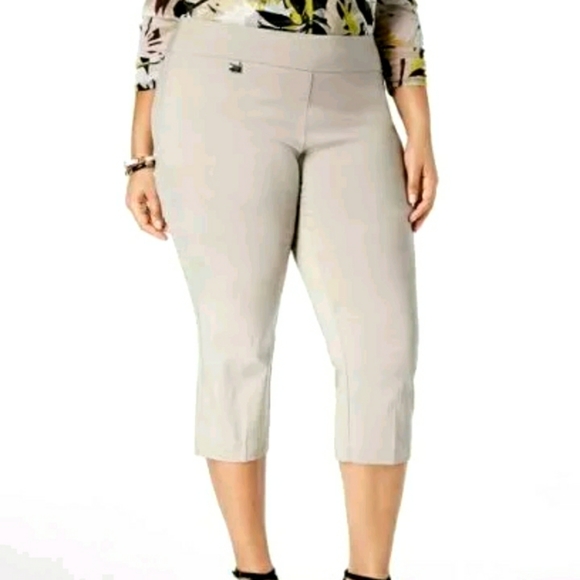 Alfani | Pants & Jumpsuits | Alfani Plus Size Pull On Stretch Capris ...